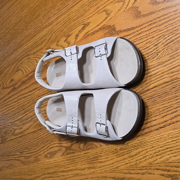 SAS | Shoes | Sas Web Linen Soft Leather Relaxed Heel Strap Sandals ...